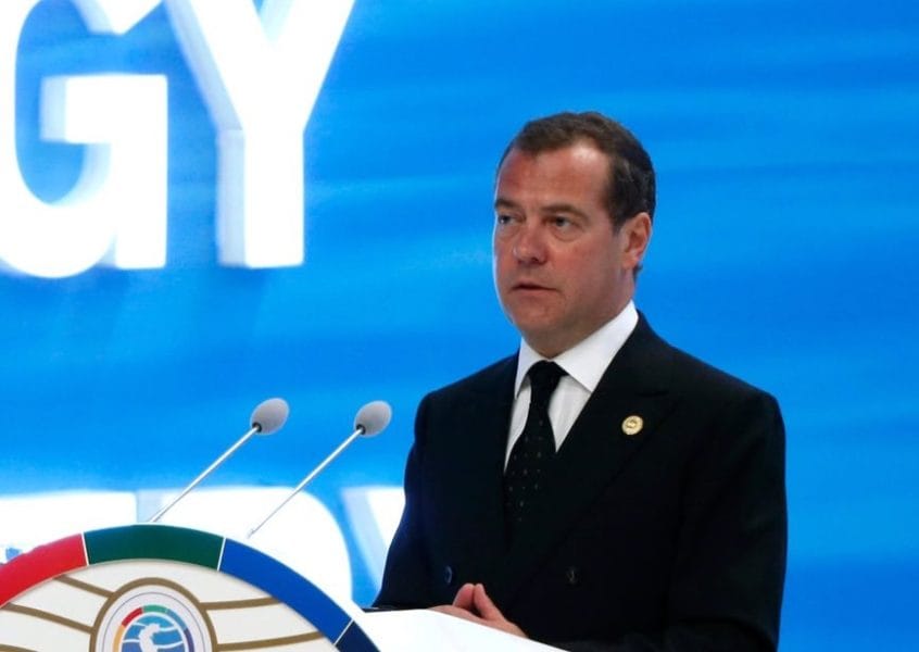 Dmitri Medvedev dă asigurări că Rusia nu va furniza arme nucleare ...