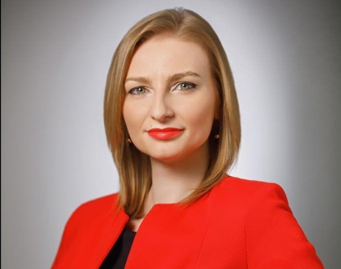 Alexandra DURBACĂ, Leader Team Broker de asigurare: O poliță de ...