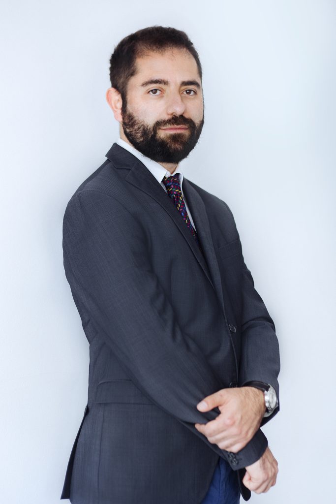 Radu Burnete, după de a fost numit consilier prezidenţial: La treabă ...