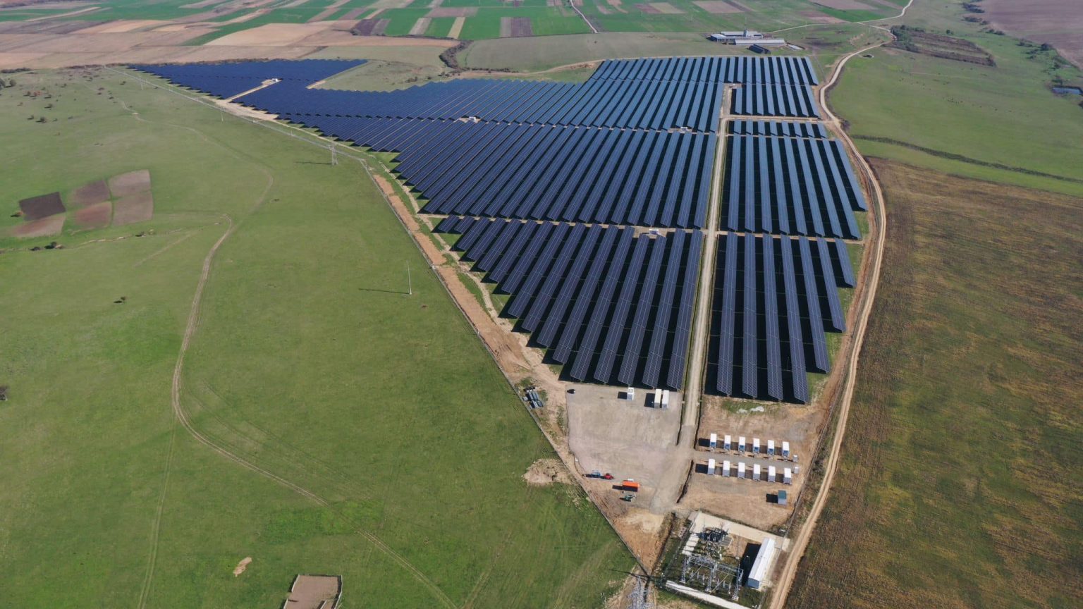 A fost inaugurat parcul fotovoltaic „Sărmășag”, cu putere instalată de ...