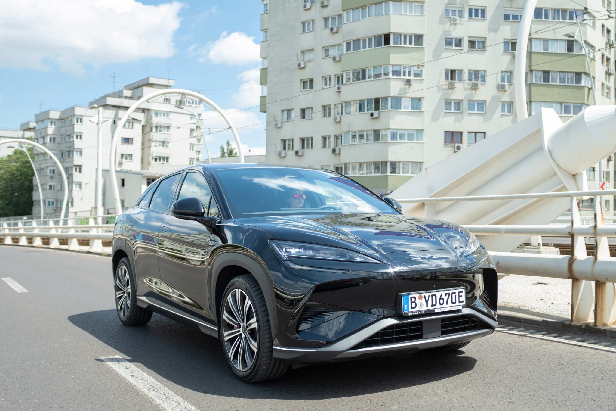 BYD, compania chineză de mașini electrice, intră pe piața din România ...