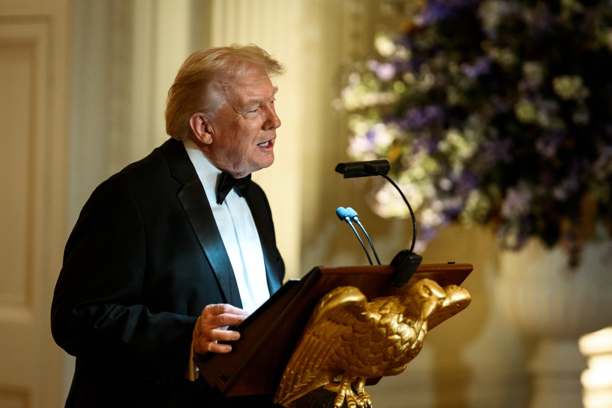 Trump susţine că noul lider suprem iranian "nu va rezista mult" fără ...